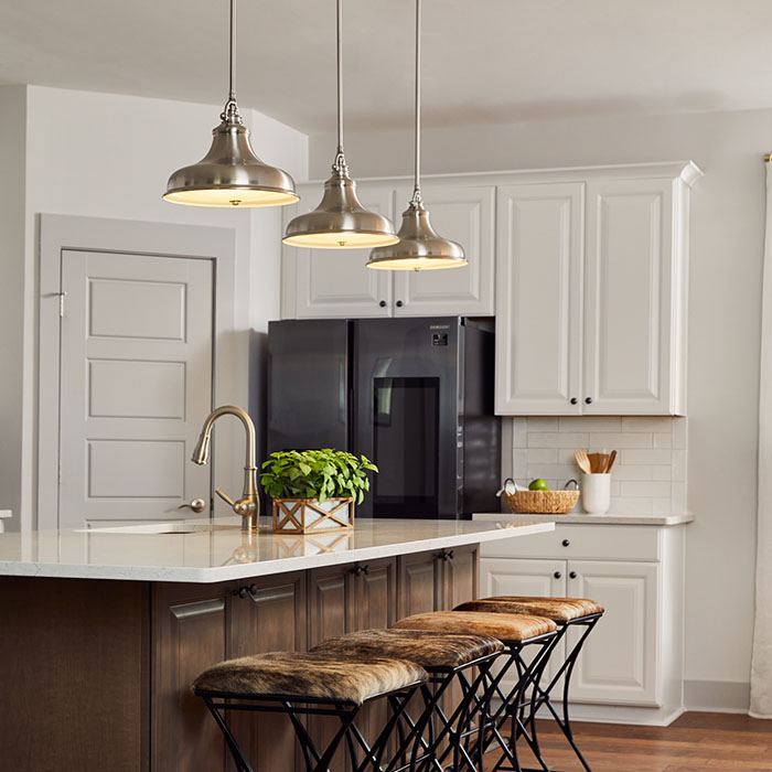 15 Beautiful Farmhouse Kitchen Lighting Ideas