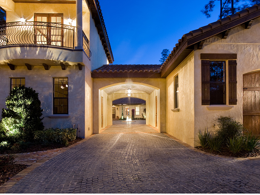 11 Different Driveway Lighting Ideas for Your Home