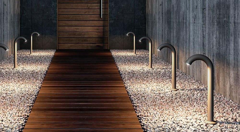 Modern Pathway Lighting Ideas to Update Your Home