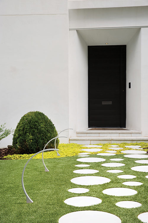 10 Pathway Lighting Ideas for Anytime of the Year | 1StopLighting